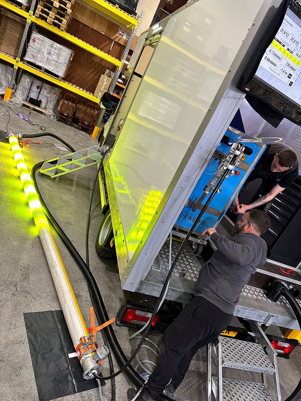 UV Lining Services - Renoline