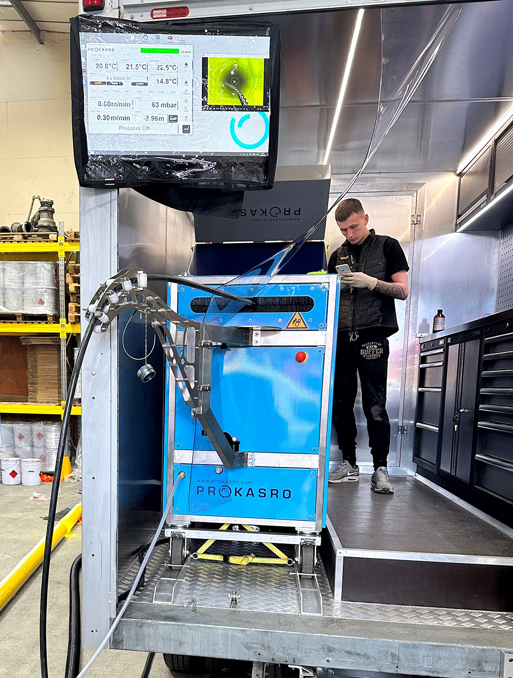 UV Lining Services - Renoline